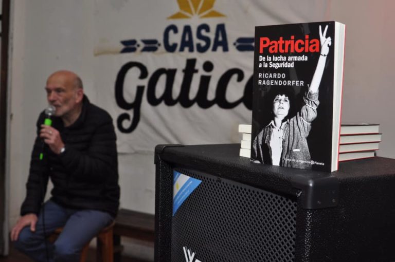 Ricardo Ragendorfer presentó Patricia en Casa Gatica – Revista el Abasto